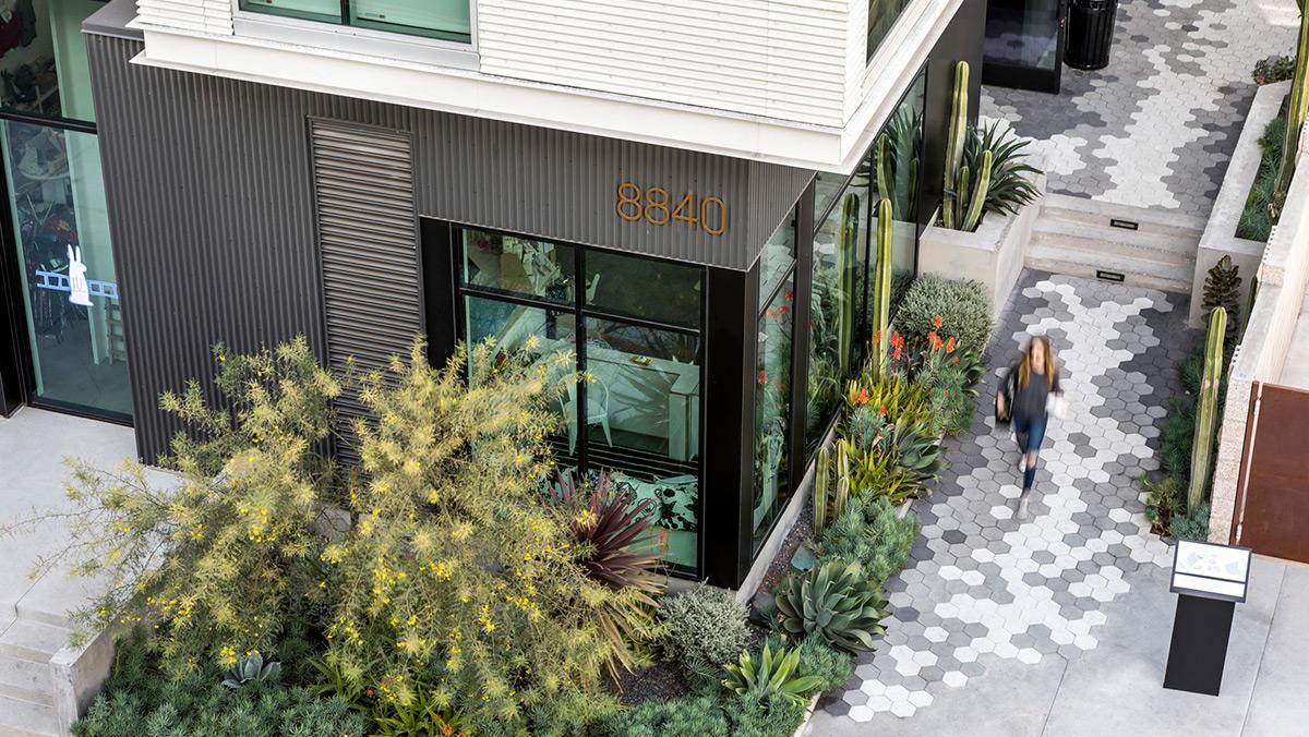 Platform LA | ARTO.com